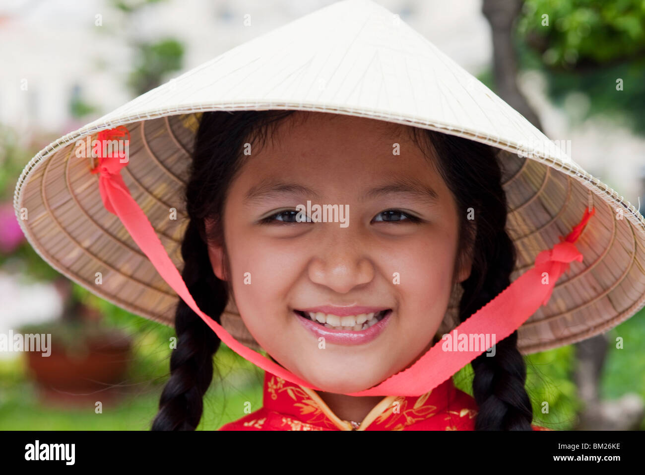 Vietnamese girl age 7 hi-res stock photography and images - Alamy