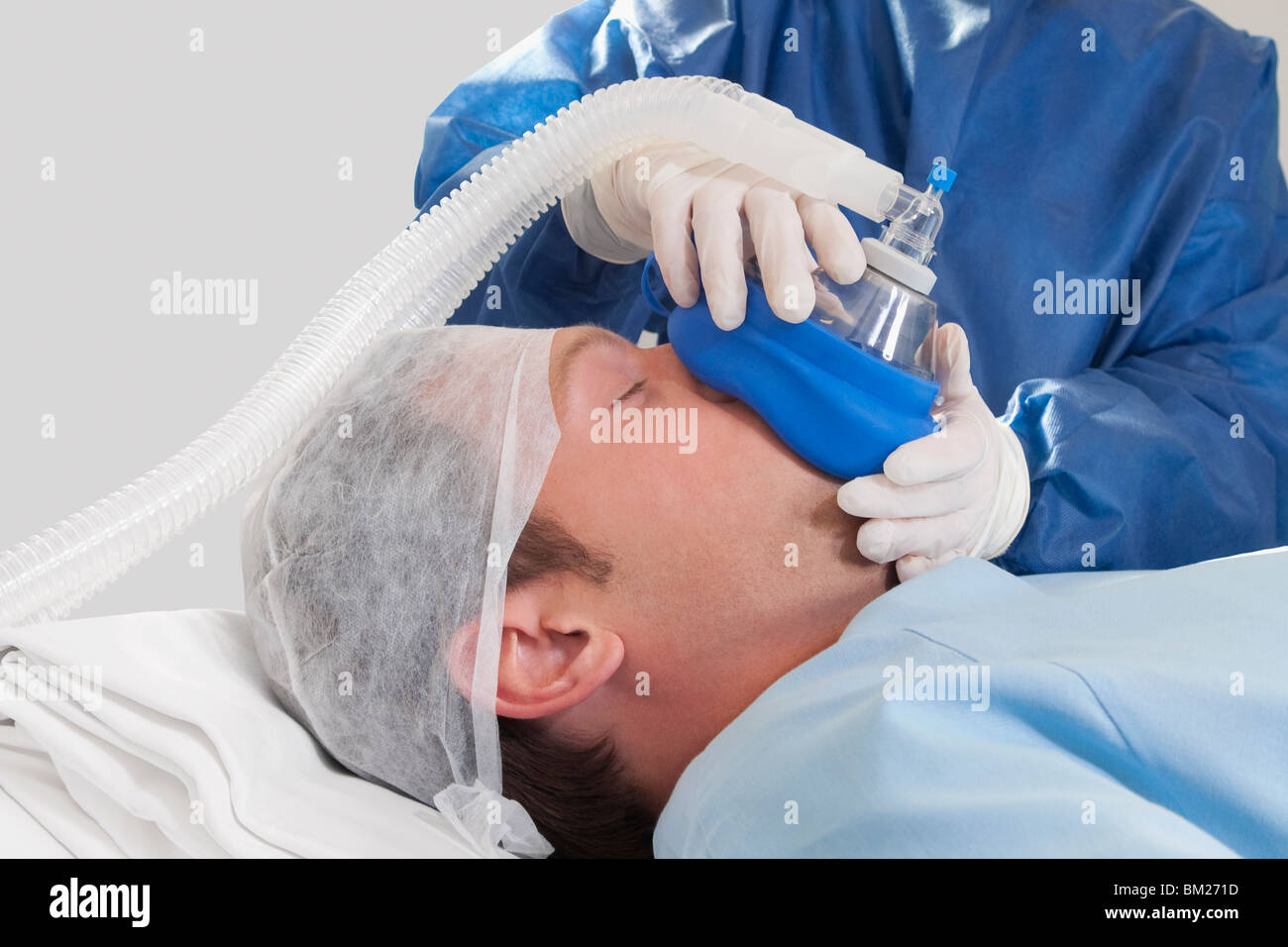Anaesthetic mask hi-res stock photography and images - Alamy