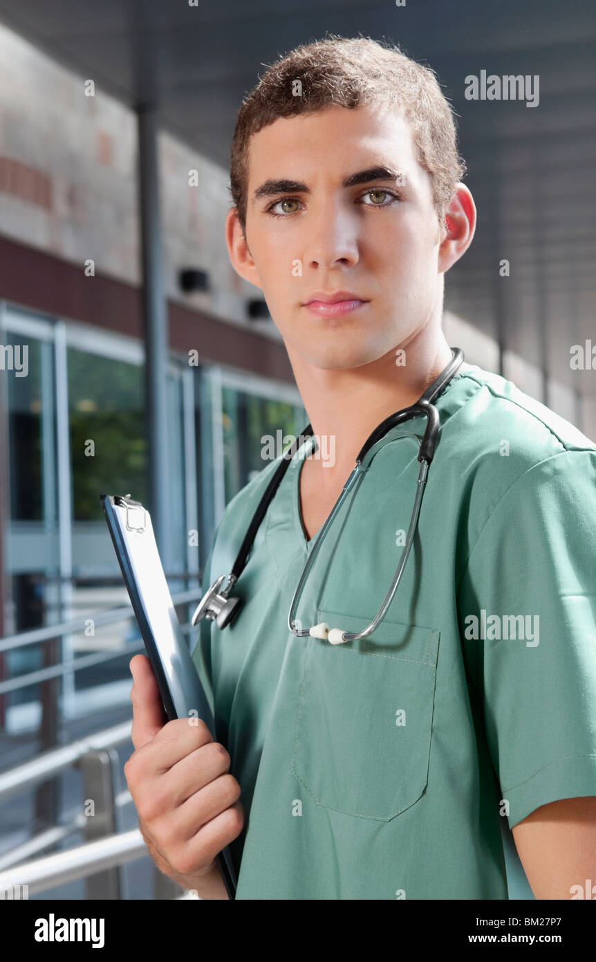 Portrait of a male nurse Stock Photo - Alamy