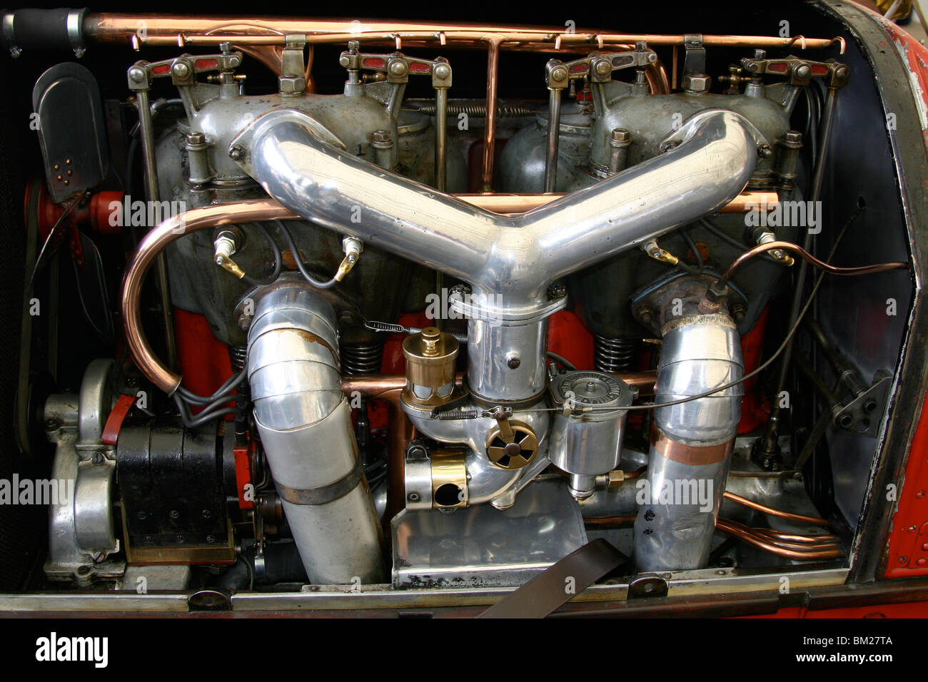 Higly polished vintage car engine Stock Photo - Alamy