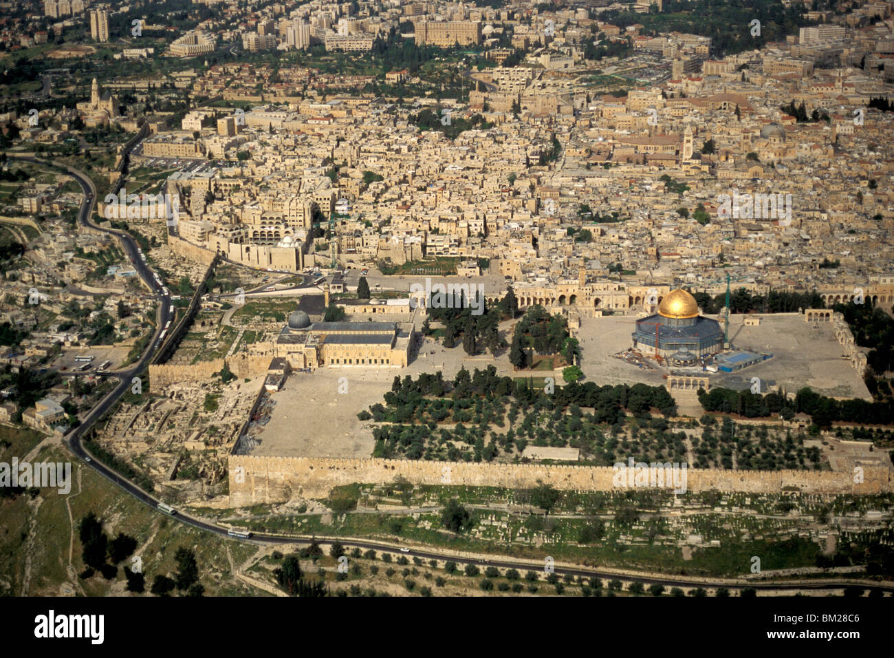 Jerusalem Old City, an aerial view of Temple Mount Stock Photo - Alamy
