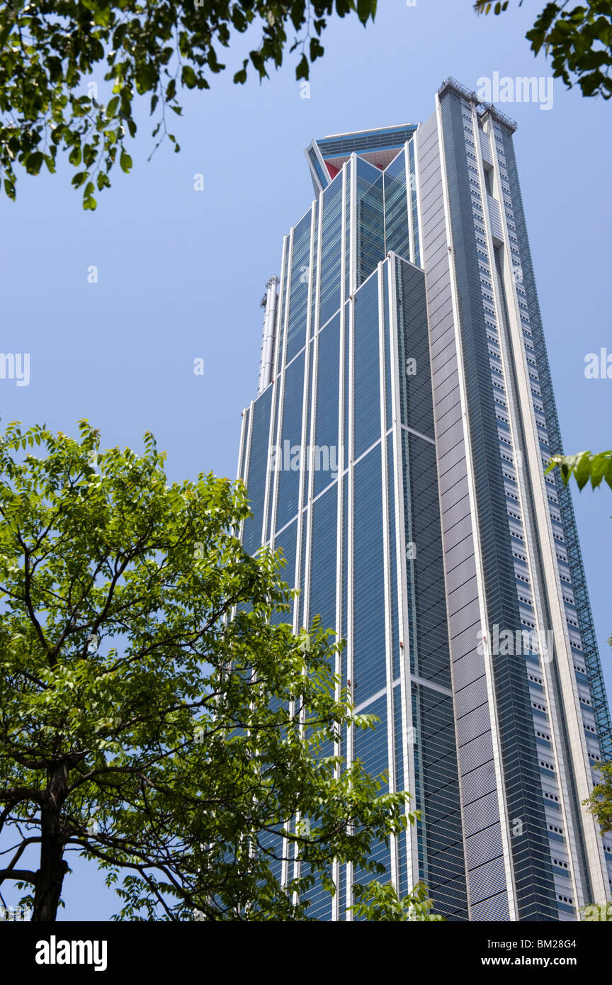 World Trade Center (WTC) Cosmo Tower, tallest tower in western Japan ...