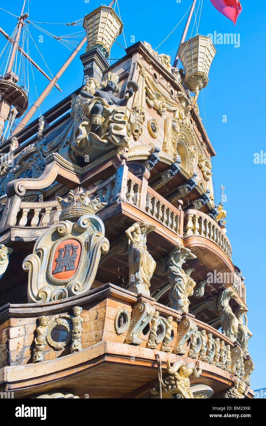 Pirate galleons hi-res stock photography and images - Alamy