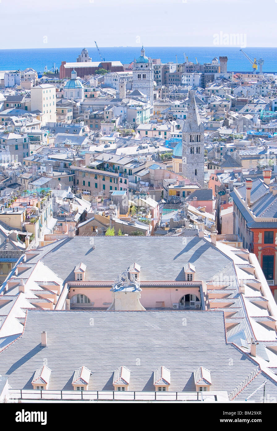 Cityscape in genoa hi-res stock photography and images - Alamy