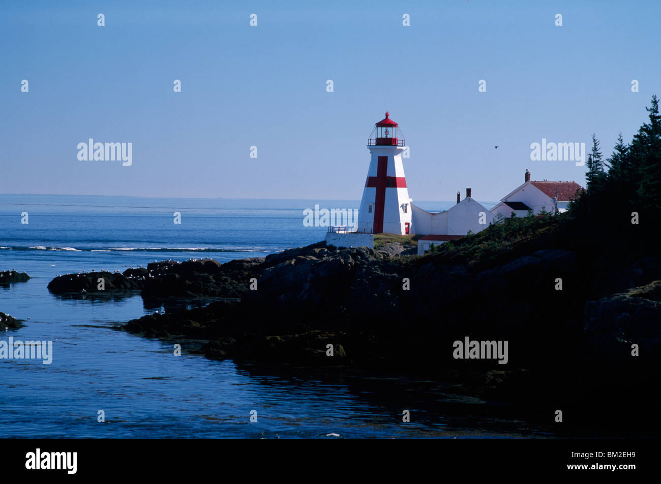 Head east quoddy lighthouse campobello hi-res stock photography and ...