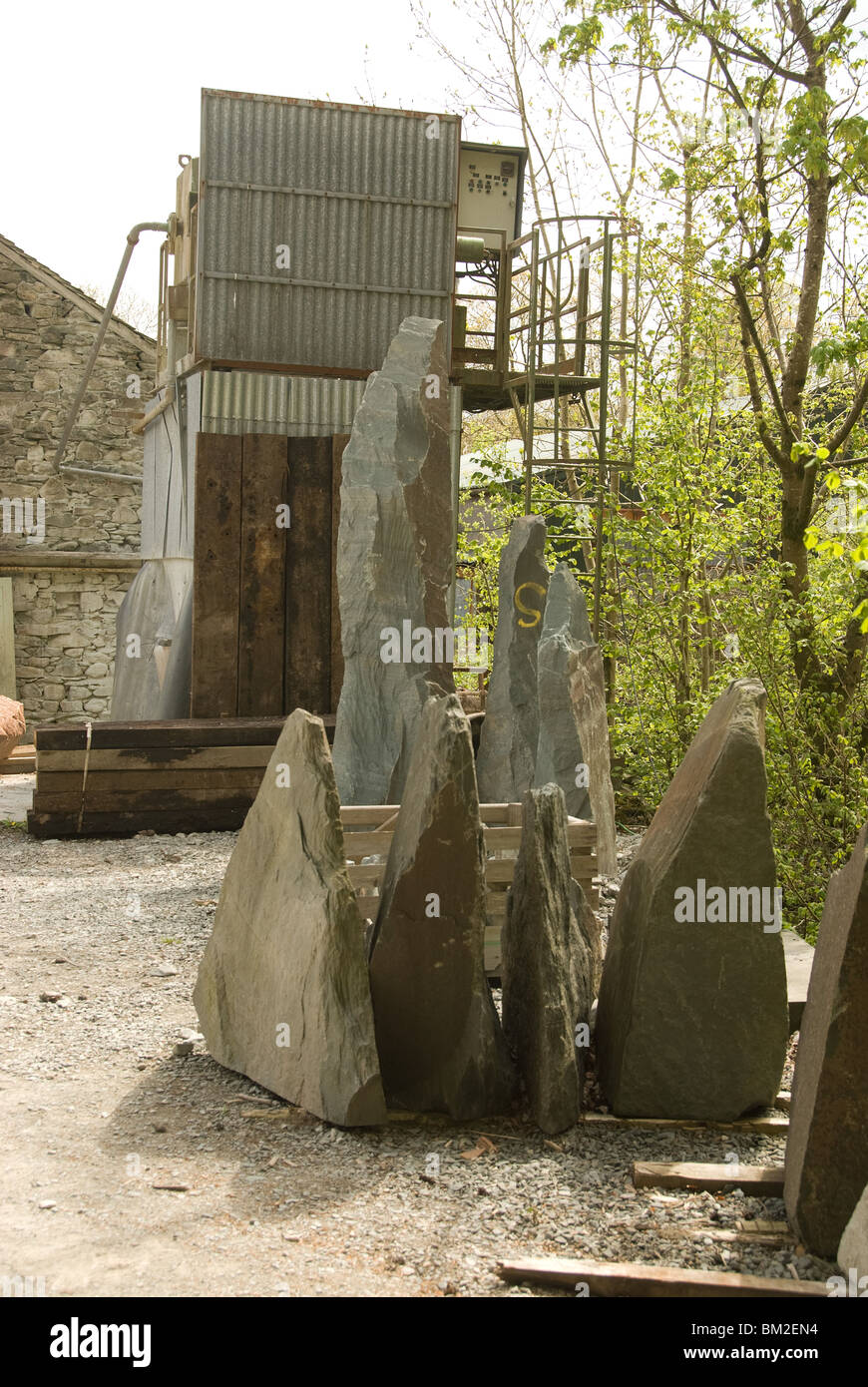 Slate factory hi-res stock photography and images - Alamy