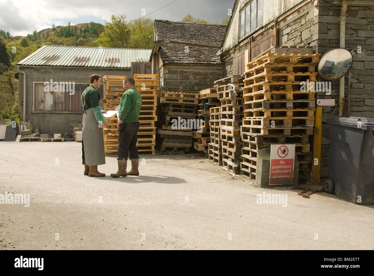 Quarry Workers Stock Photos & Quarry Workers Stock Images - Alamy