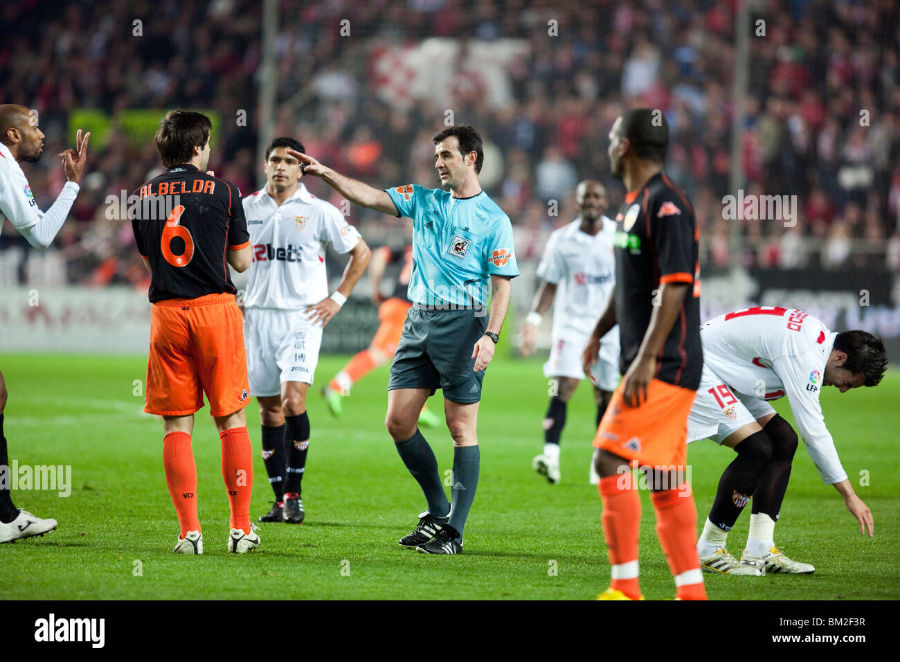 Arguing referee hi-res stock photography and images - Alamy