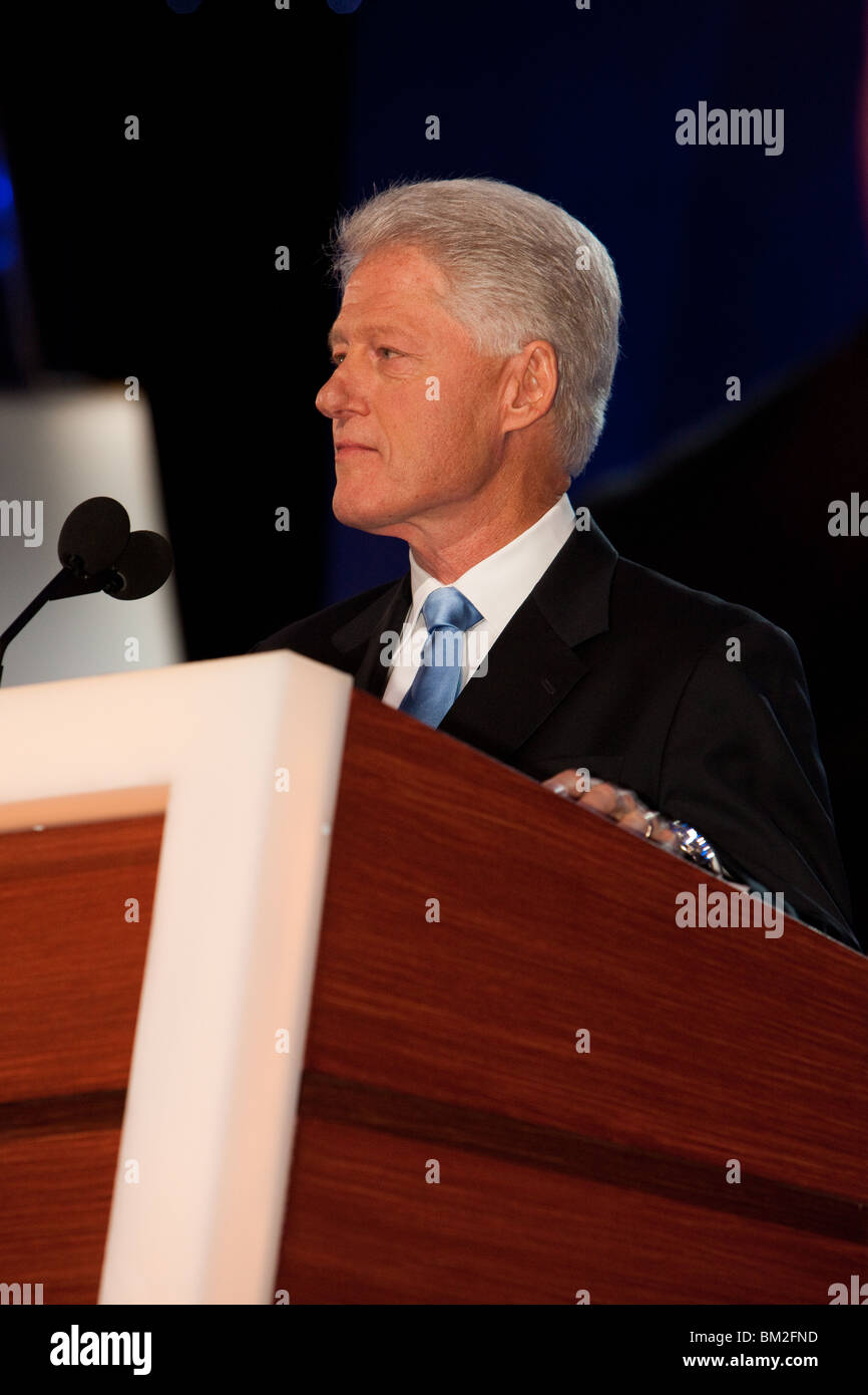 William j clinton foundation hi-res stock photography and images - Alamy