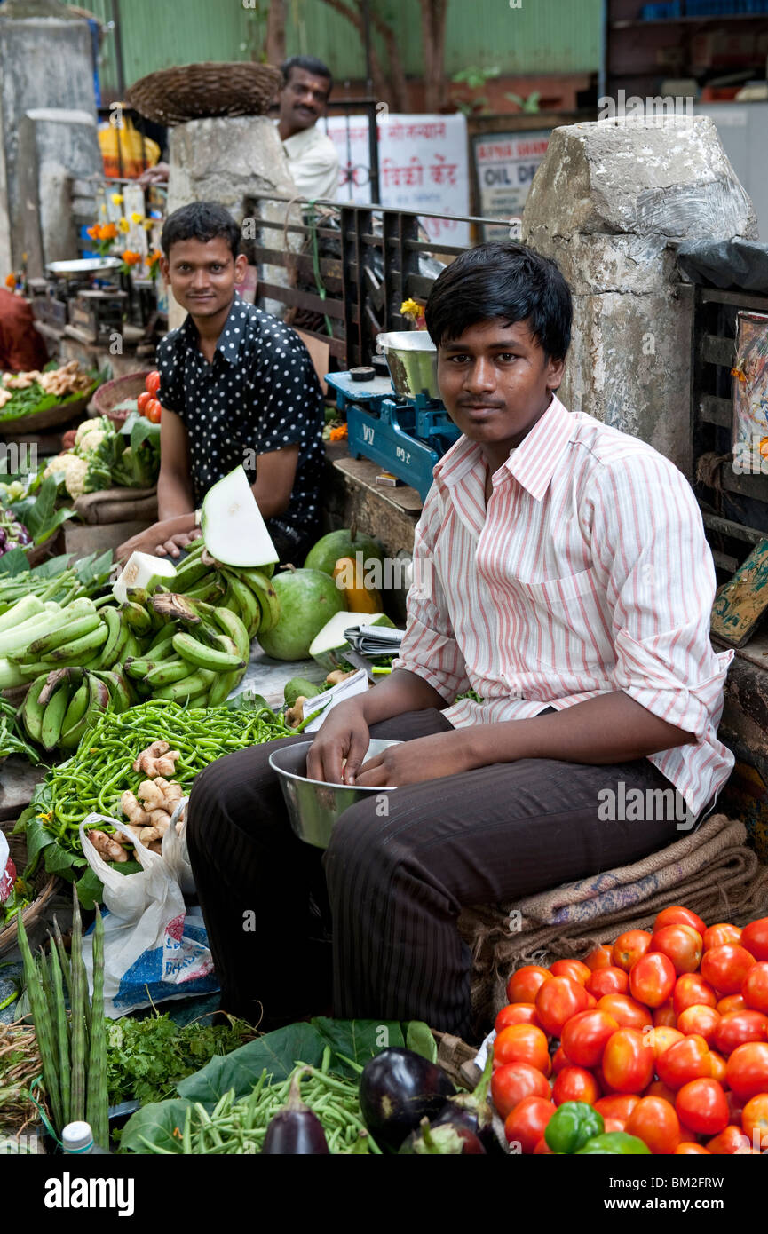 Market Traders on a Fruit and Vegetable Street Market in Mumbai, India ...