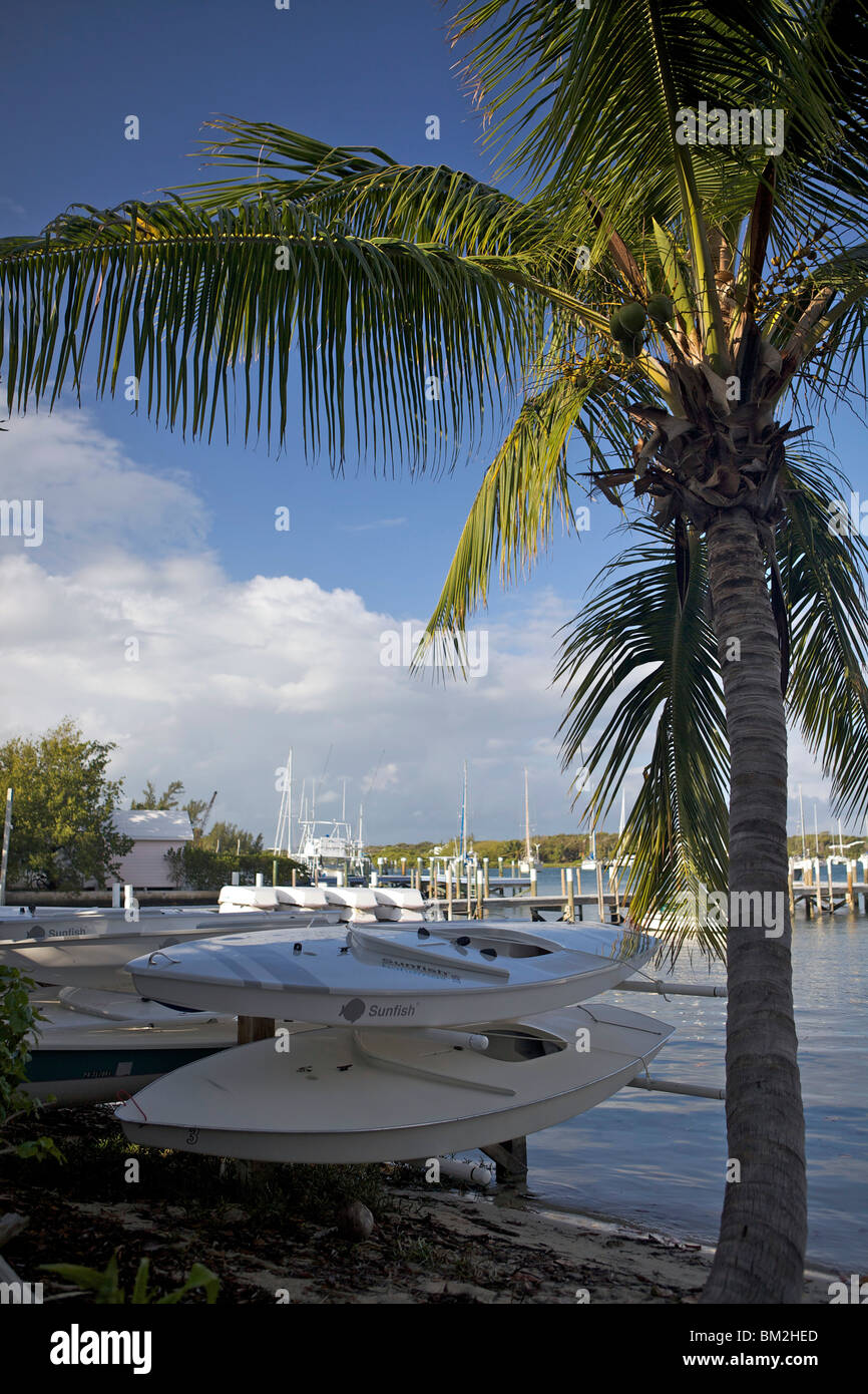 Abacos bahamas sailing hi-res stock photography and images - Alamy