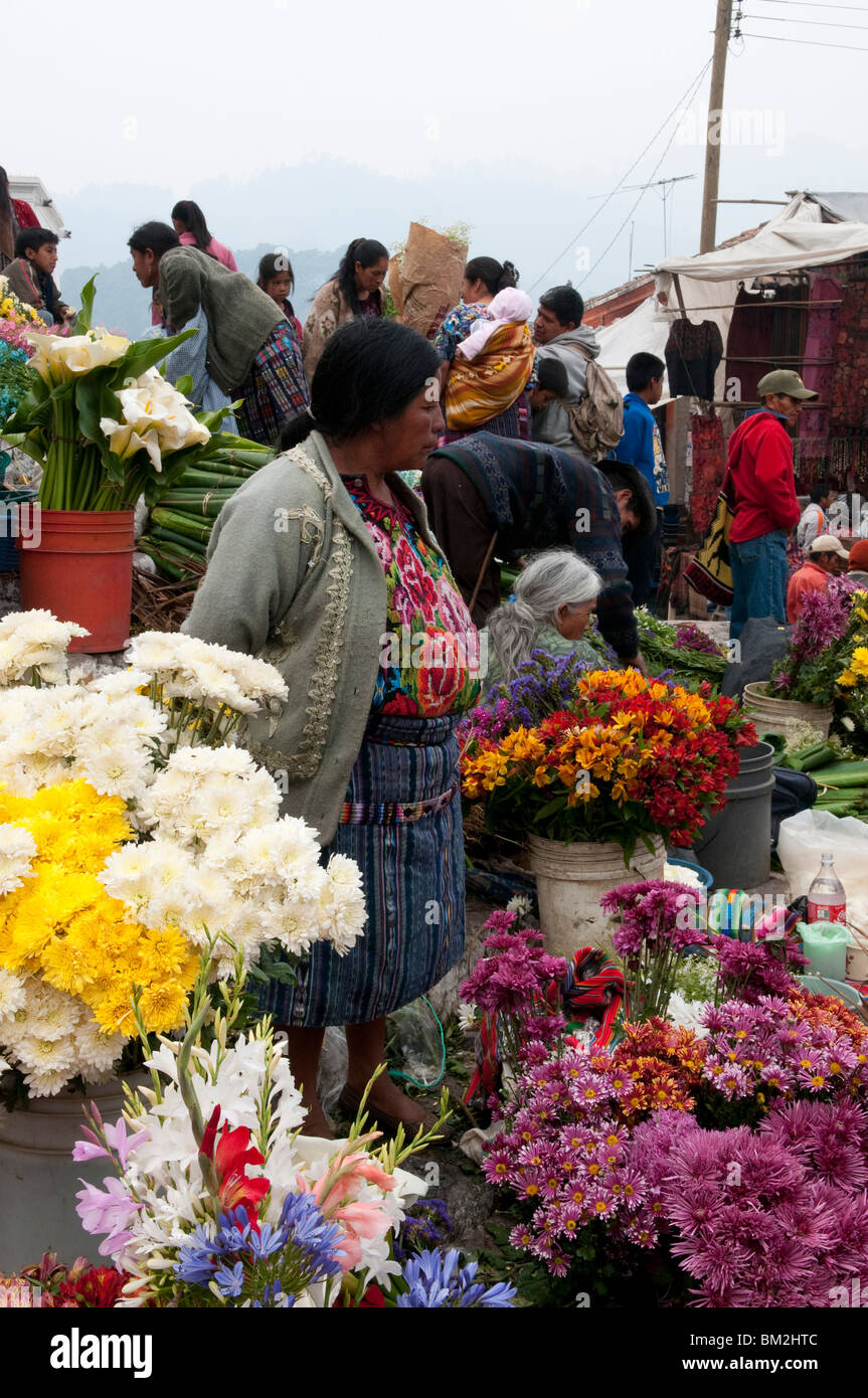 Chichicastenango market, Guatemala Stock Photo - Alamy