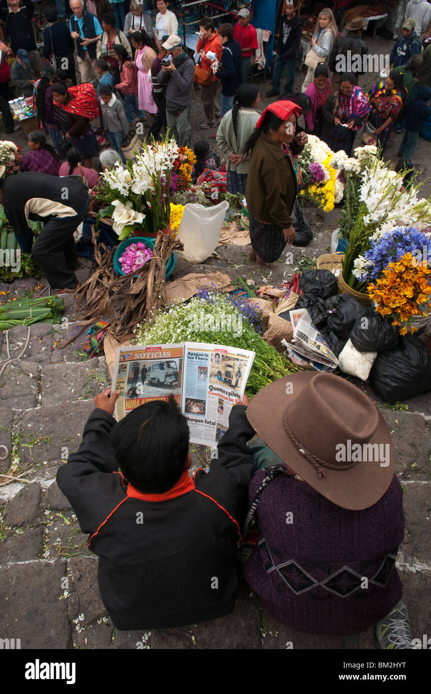 Chichicastenango market, Guatemala Stock Photo - Alamy