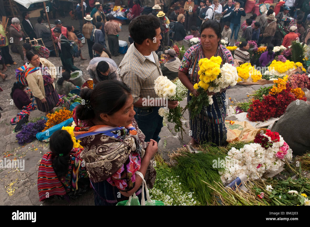 Chichicastenango market, Guatemala Stock Photo - Alamy