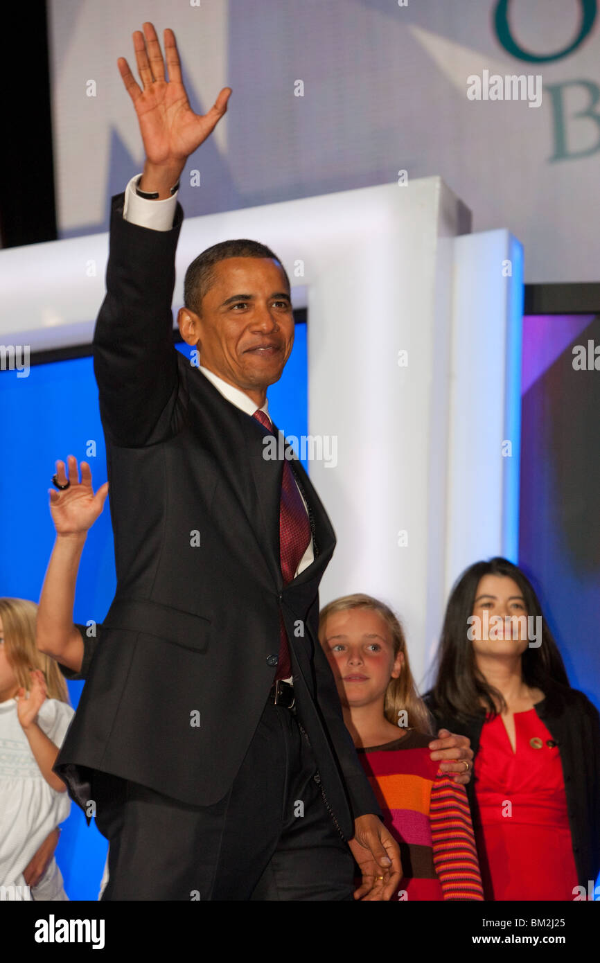 President barack obama wave hi-res stock photography and images - Alamy