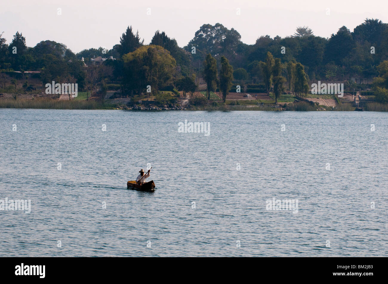 Lake atitlan guatemala maya people hi-res stock photography and images ...
