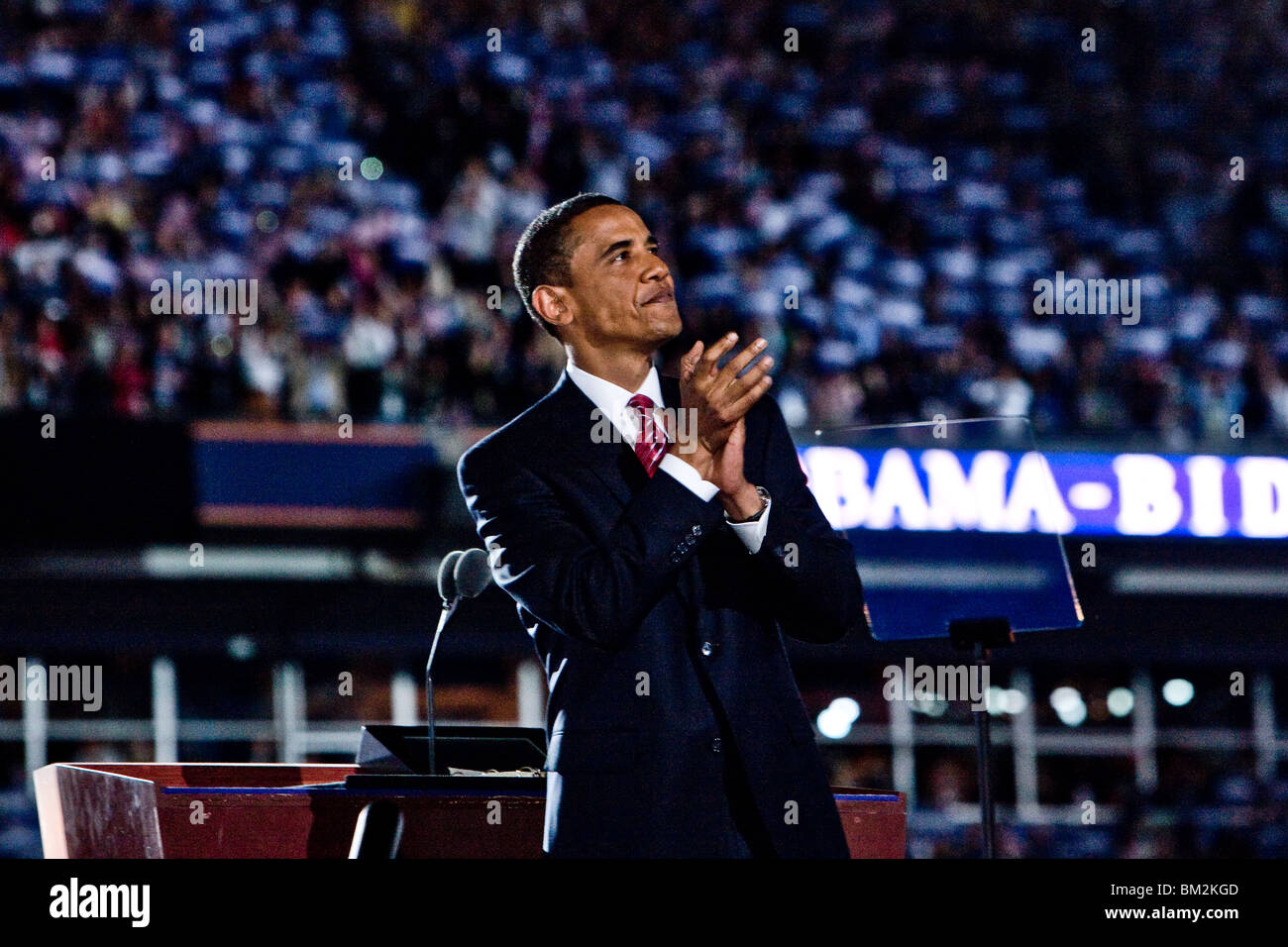 Barack obama community organizer hi-res stock photography and images ...