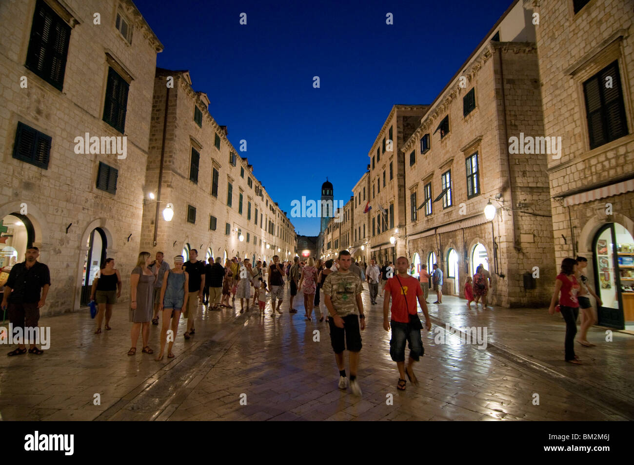 The pedestrian zone in the old town of Dubrovnik at night, Croatia ...