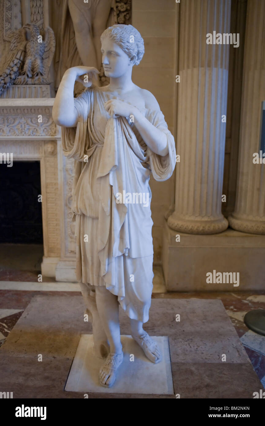 Greek goddess statues hi-res stock photography and images - Alamy