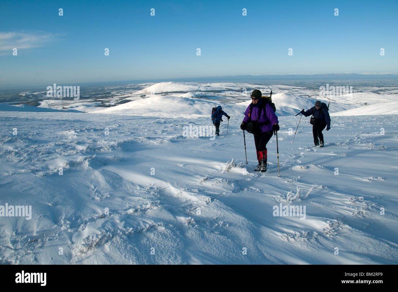 Fell walking walk snow hi-res stock photography and images - Alamy