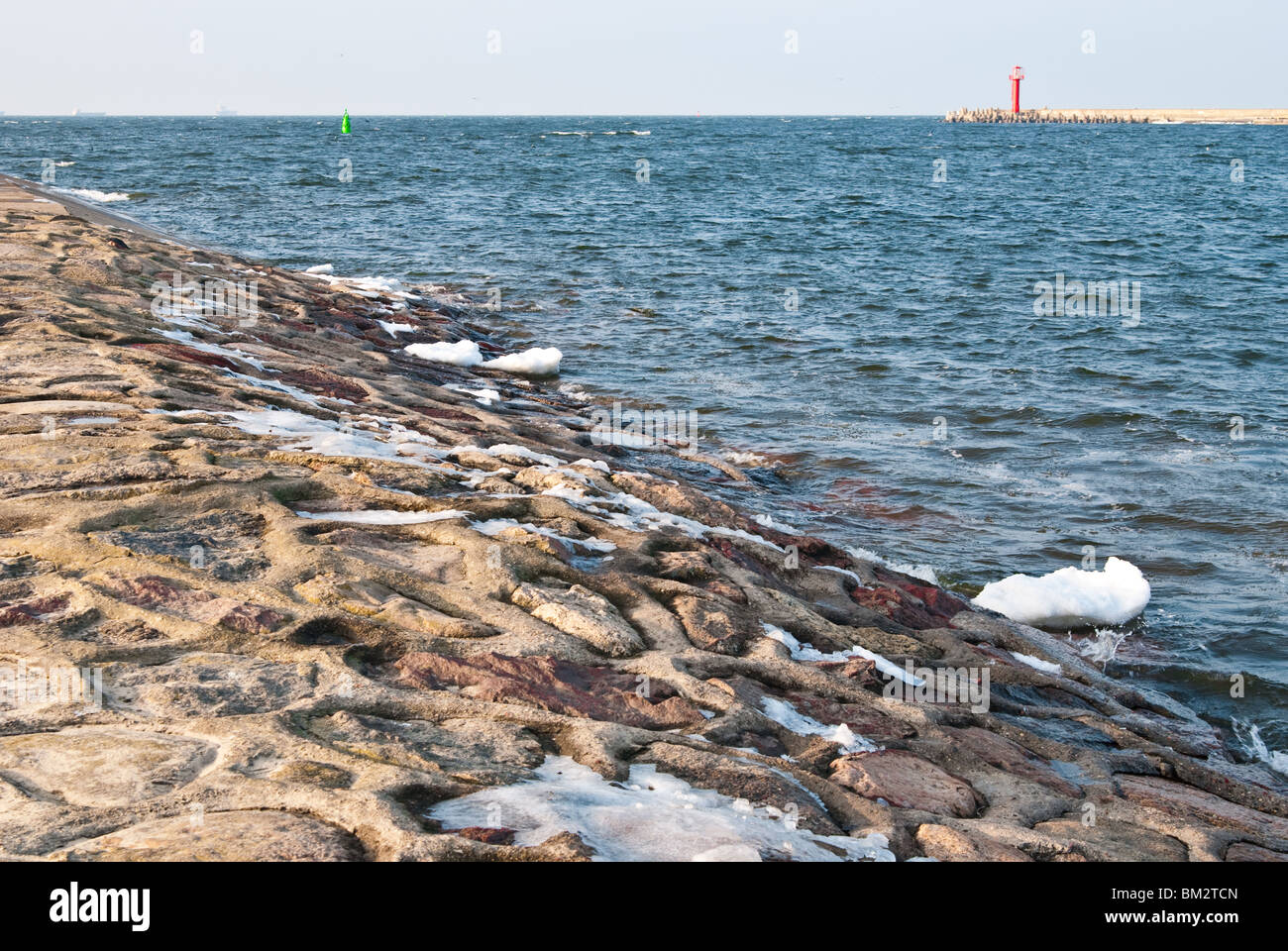 Stone seashore hi-res stock photography and images - Alamy