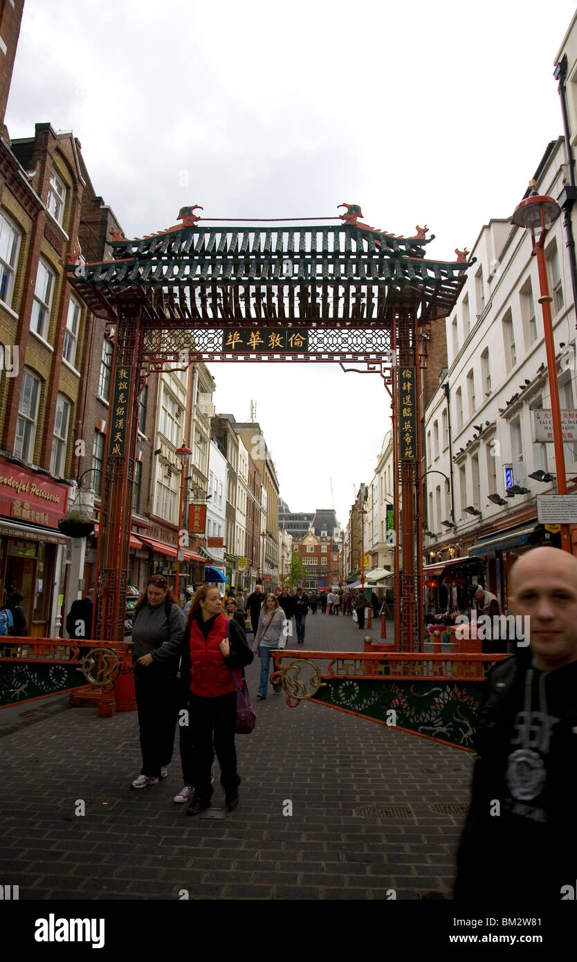 Chinese store fronts hi-res stock photography and images - Alamy