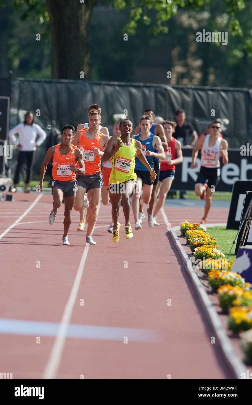 Leonel Manzano (USA) winner competing in the 1500 meters at the 2009 ...