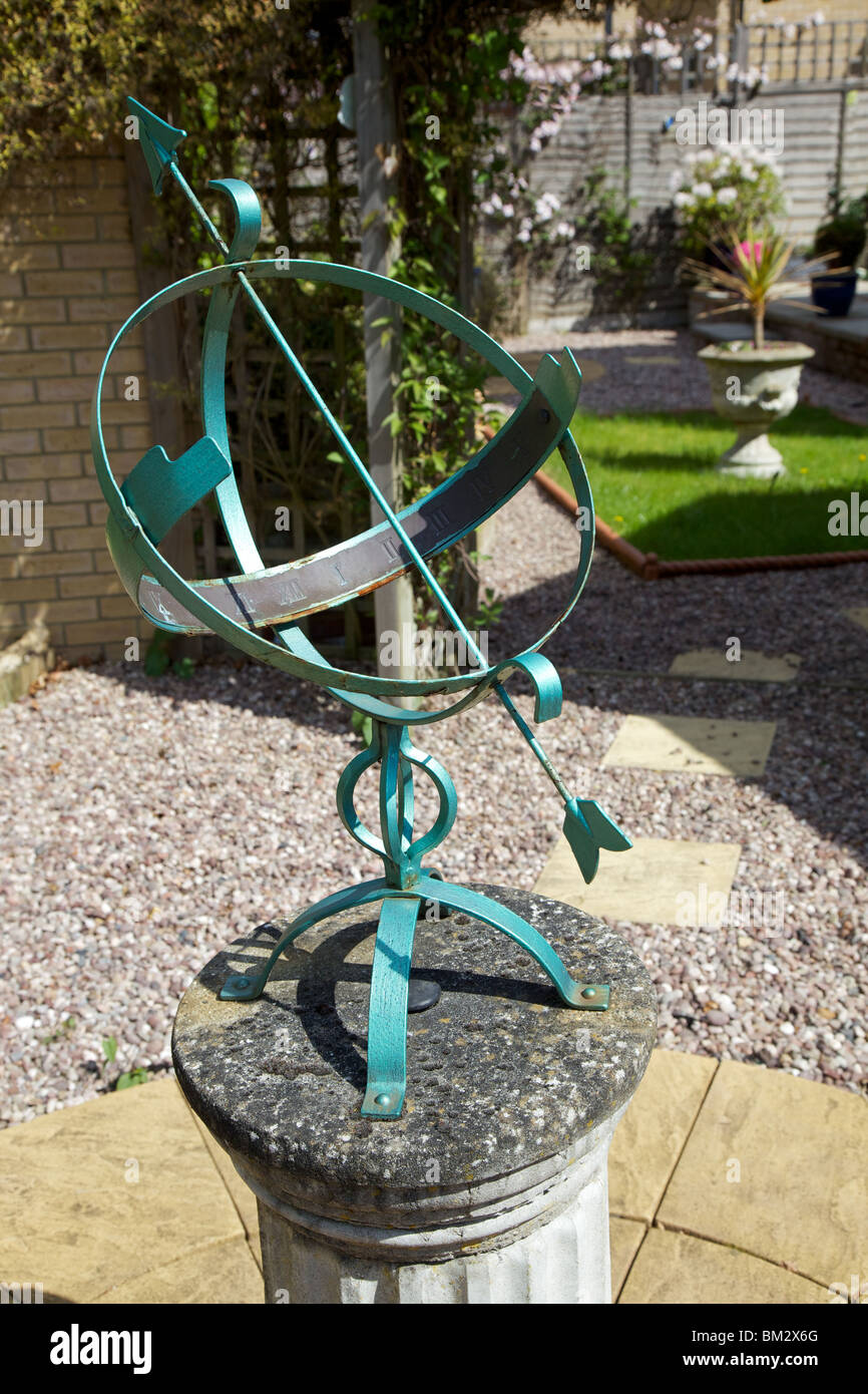 A sundial in an English garden Stock Photo - Alamy