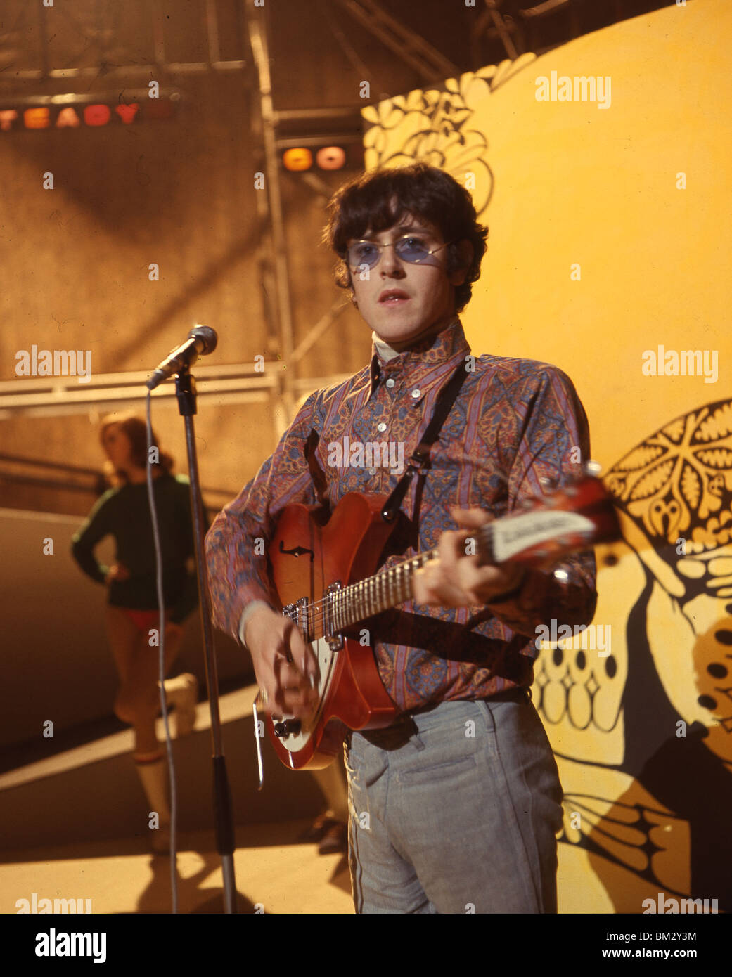 Donovan 1966 hi-res stock photography and images - Alamy