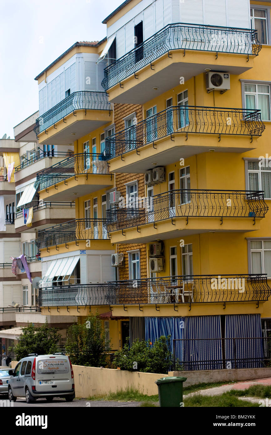 High rise residential building, Alanya, Turkey Stock Photo - Alamy