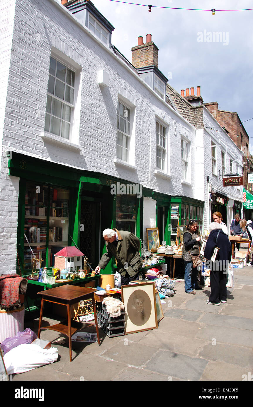 Antique shop, The Flask Walk, Hampstead, London Borough of Camden ...