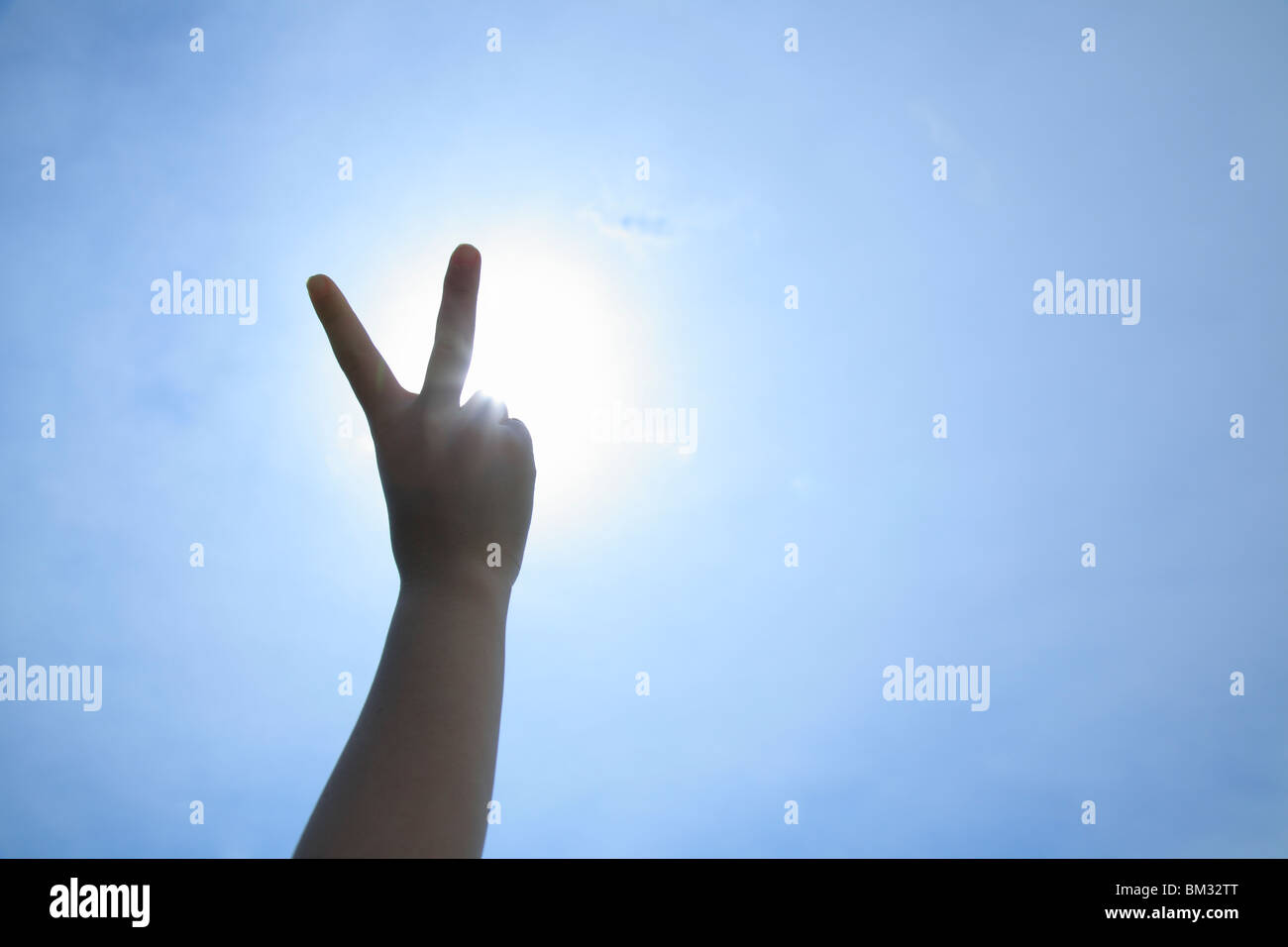 Victory sign hi-res stock photography and images - Alamy