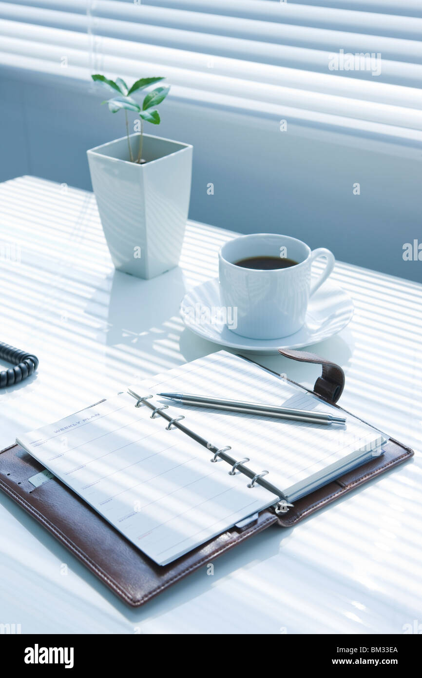 Office biros hi-res stock photography and images - Alamy