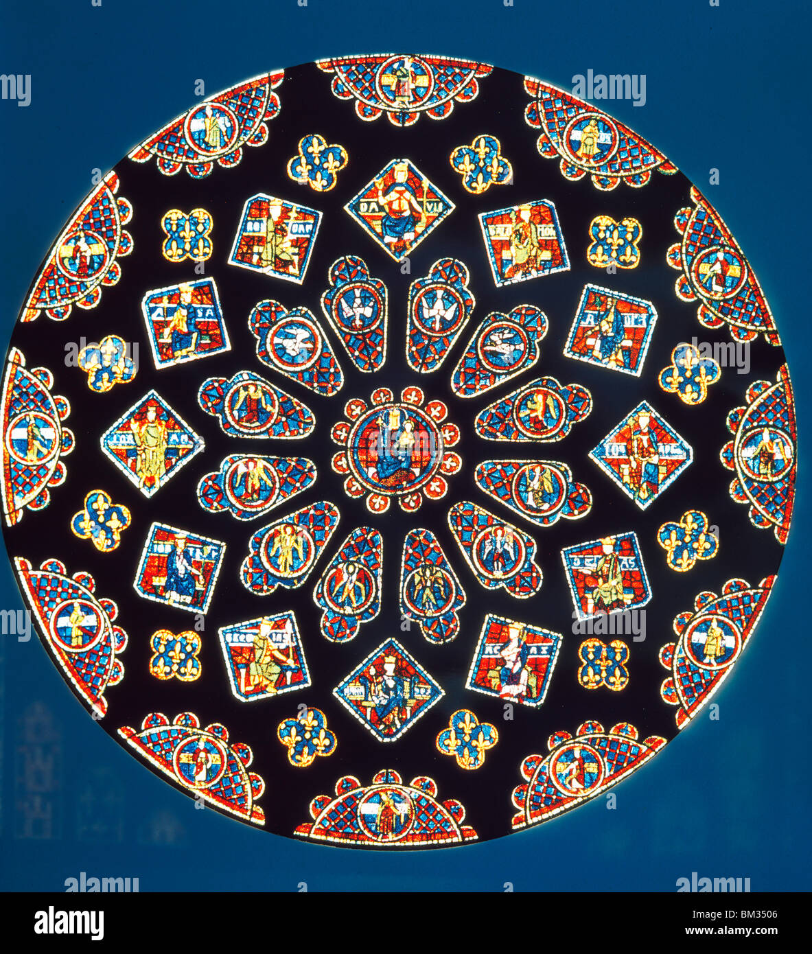 North rose window chartres hi-res stock photography and images - Alamy