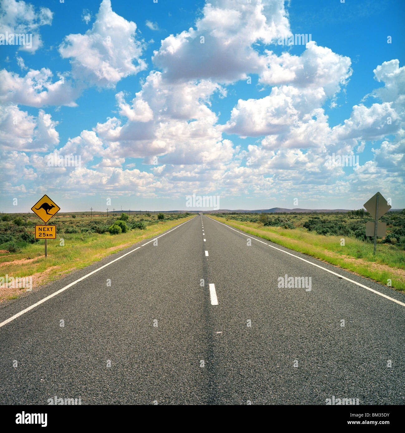 Australian road signs animals hi-res stock photography and images - Alamy