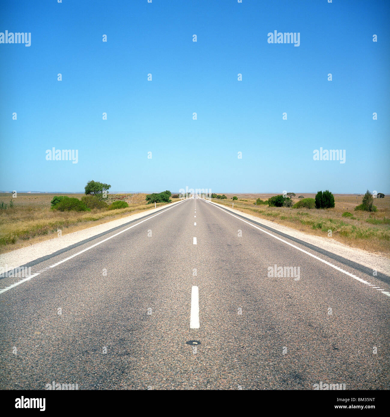 Road in australian outback Stock Photo - Alamy
