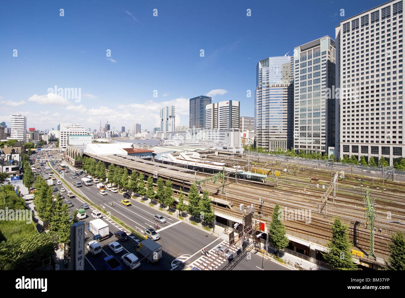 Shinagawa station exterior hi-res stock photography and images - Alamy