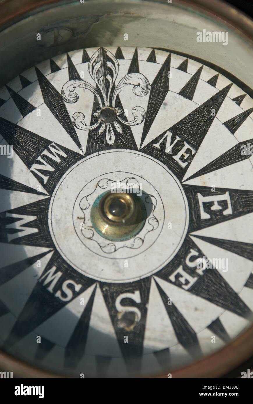 Compass Binnacle Stock Photos & Compass Binnacle Stock Images - Alamy