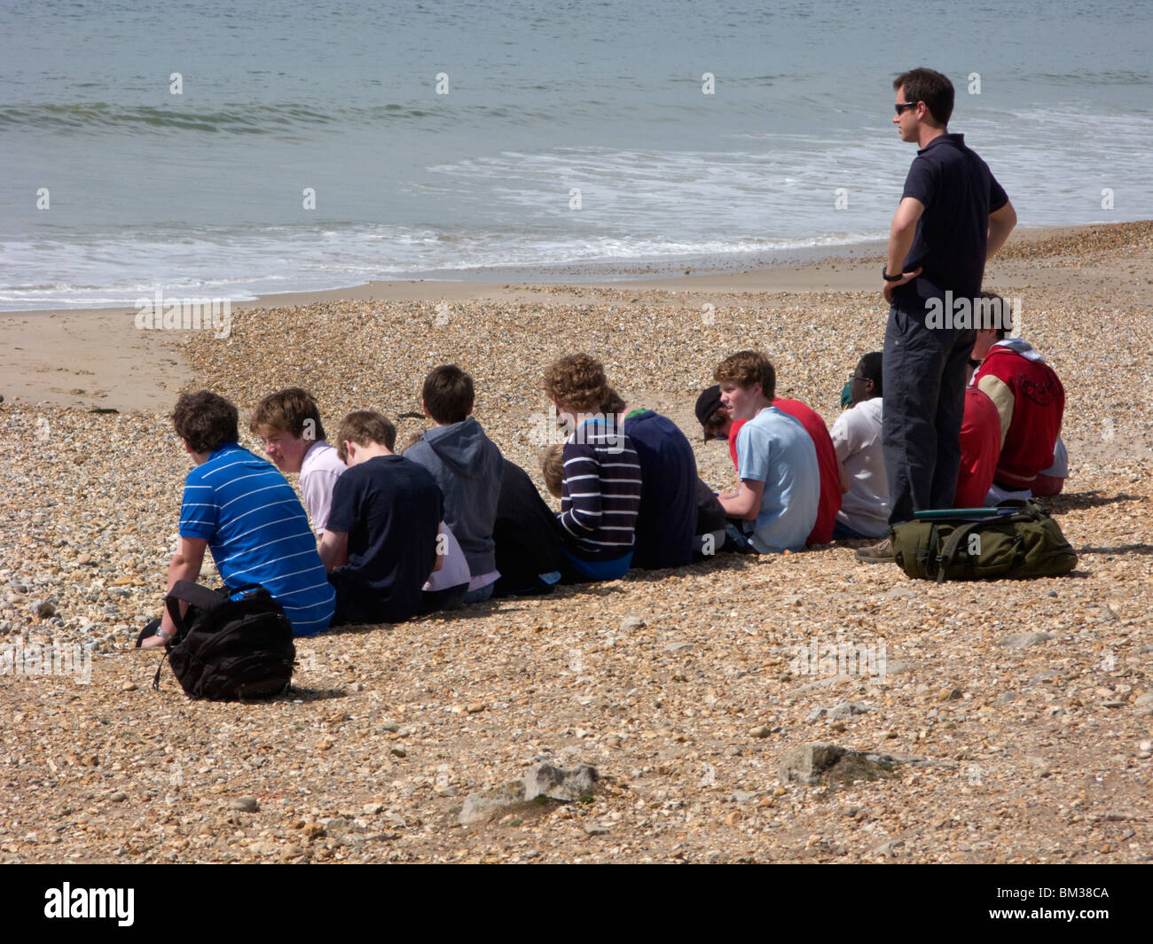 Students on a beach hi-res stock photography and images - Alamy