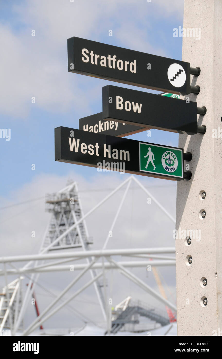 Stratford olympic sign hi-res stock photography and images - Alamy