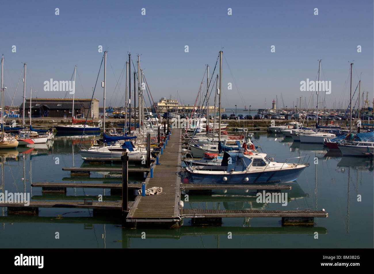 ramsgate kent harbour Stock Photo - Alamy