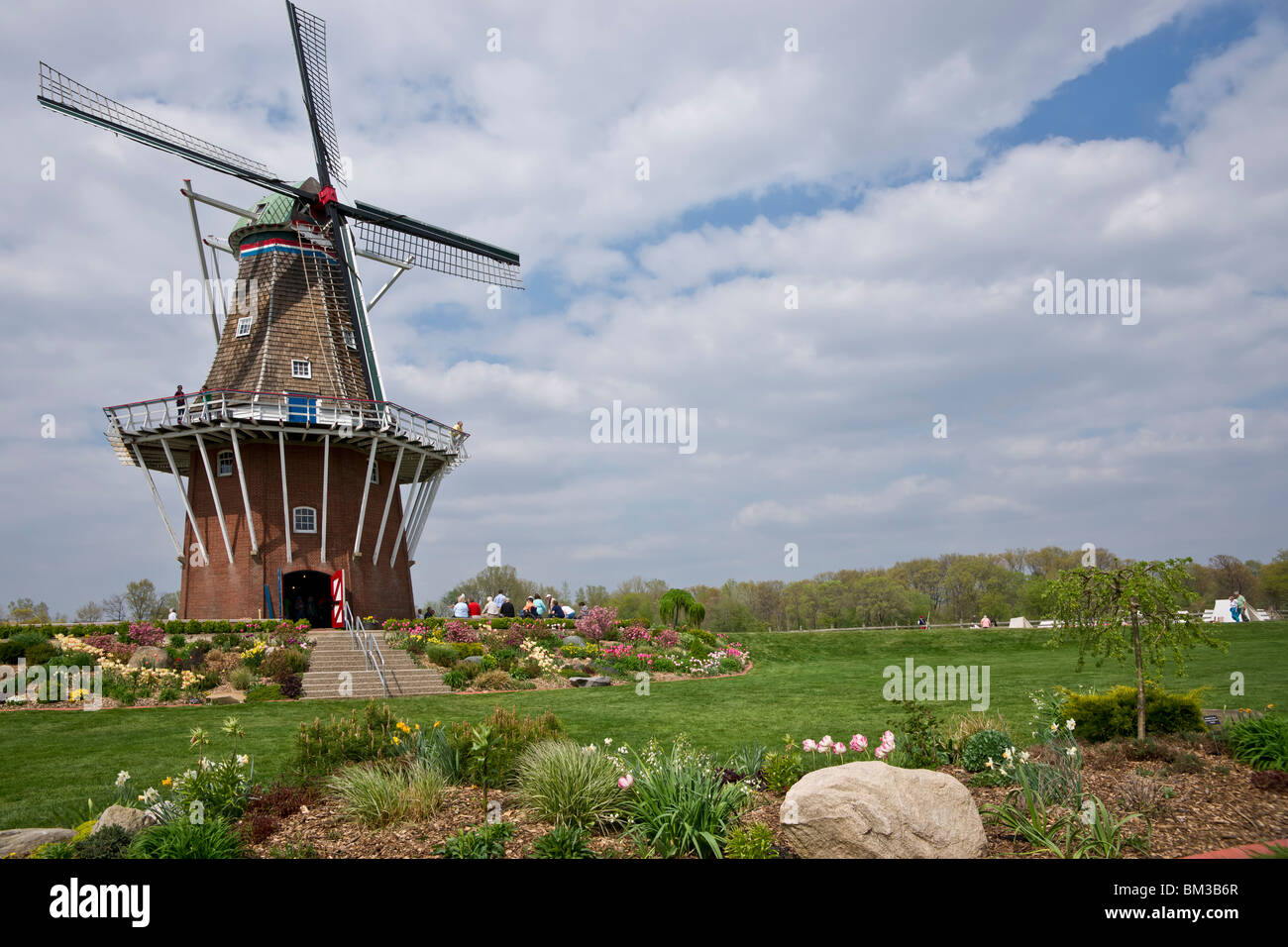 Holland Michigan Windmill Stock Photos & Holland Michigan Windmill ...