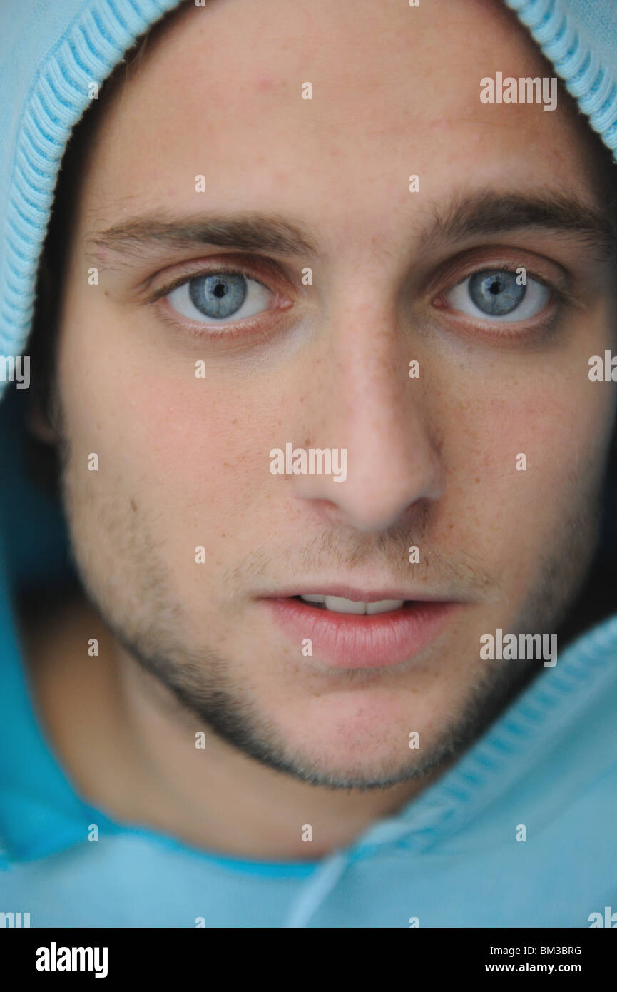 Portrait of blue-eyed young man Stock Photo - Alamy