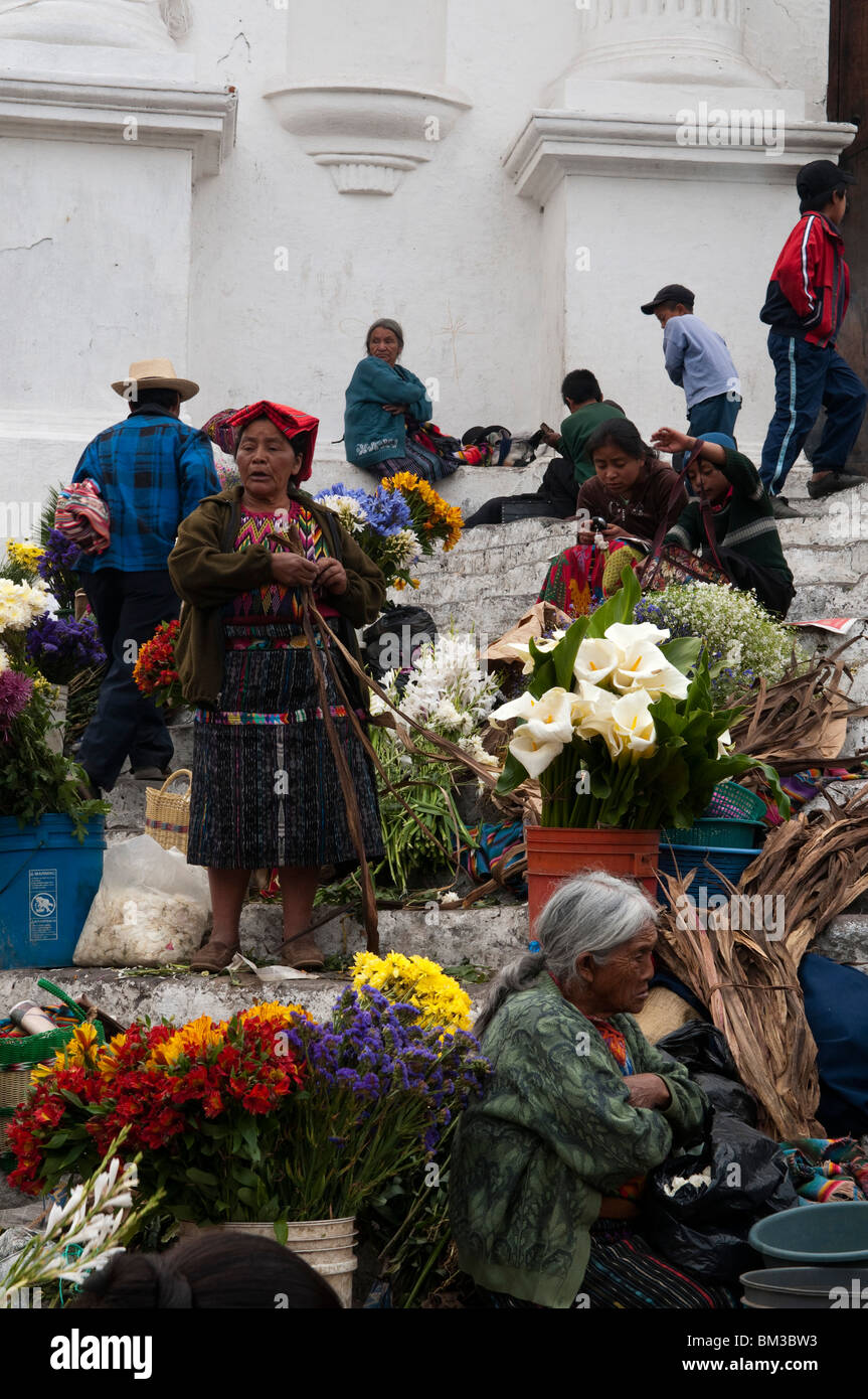 Chichicastenango market, Guatemala Stock Photo - Alamy