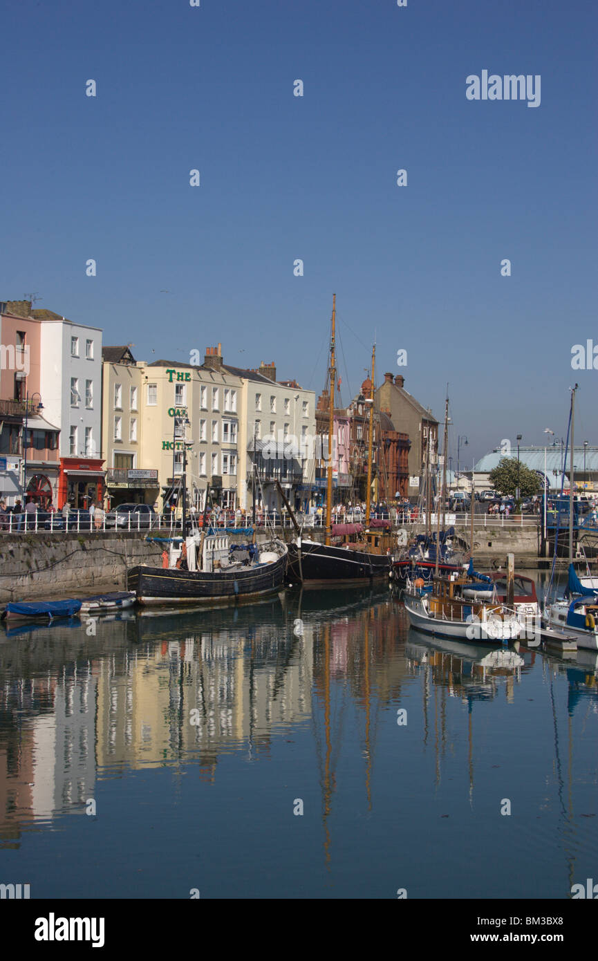 ramsgate kent harbour Stock Photo - Alamy