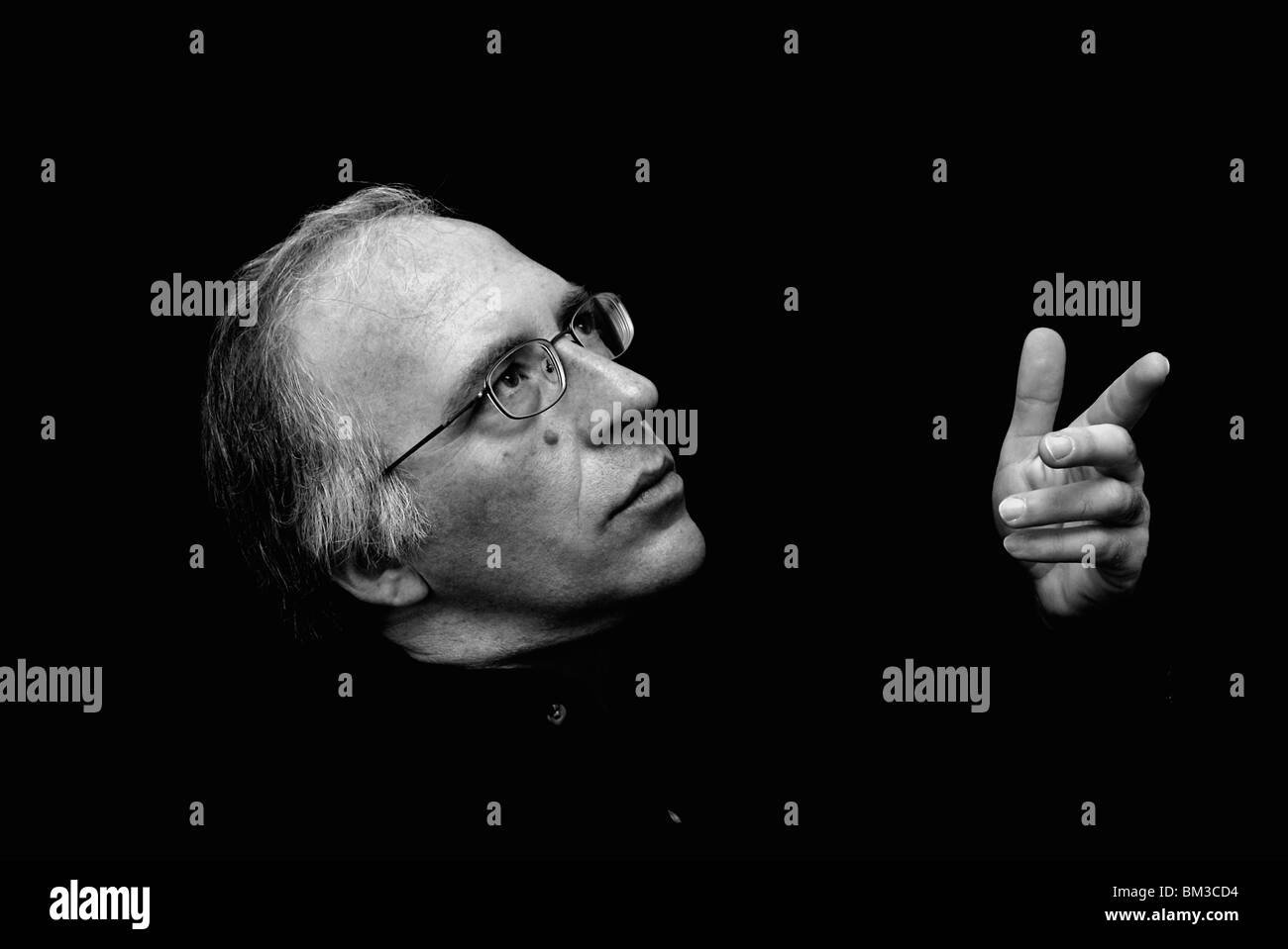 Three quarter portrait view Black and White Stock Photos & Images - Alamy