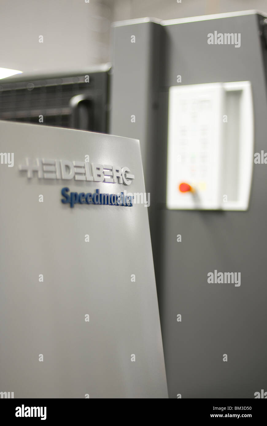Heidelberg Speedmaster sheetfed offset printing press Stock Photo - Alamy