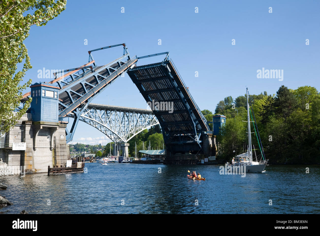 The Fremont Bridge - open to let boats pass Stock Photo - Alamy