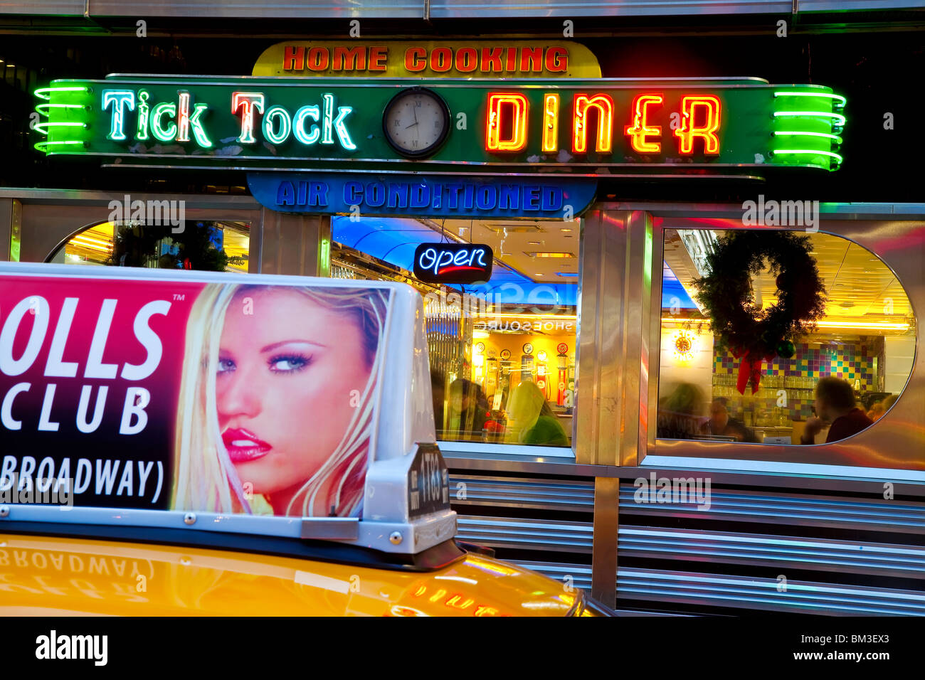United States of America, New York, New York City, Diner in Midtown ...