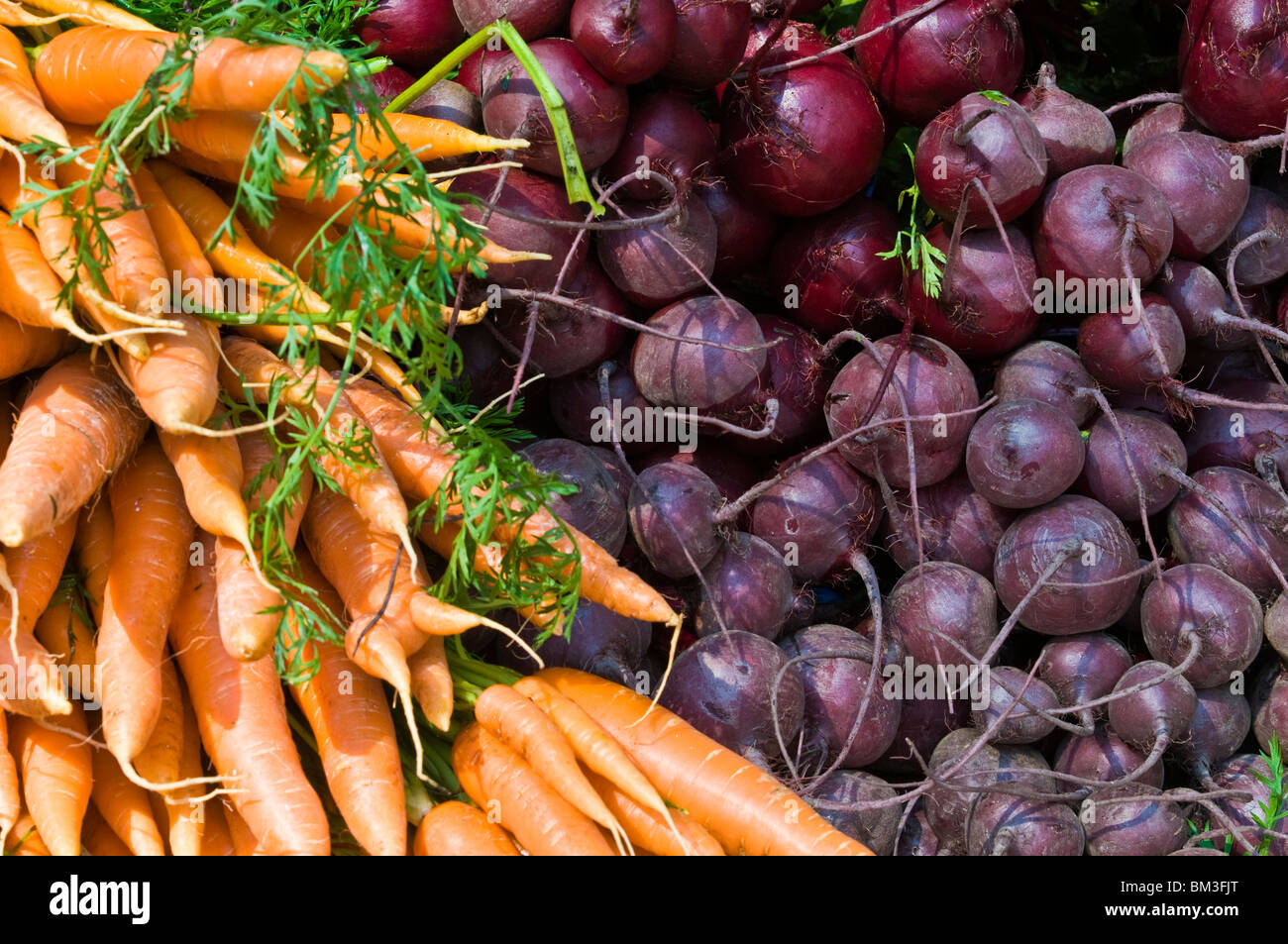 City country style farmers market vegetable food stand Stock Photo - Alamy